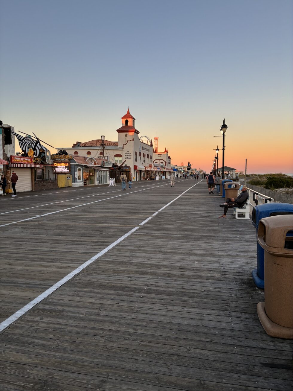 The tale of two Ocean Cities: What scale and connection to environment ...